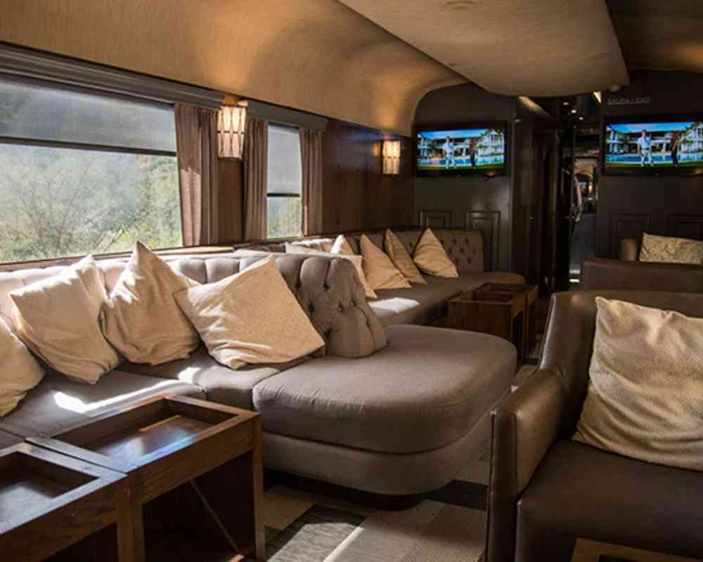 El Chepe Train Guide 2023: the 4 routes, train ticket prices, and more!